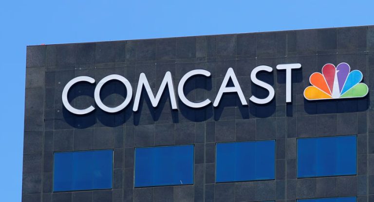 Comcast sheds more broadband customers as competition mounts on core ...