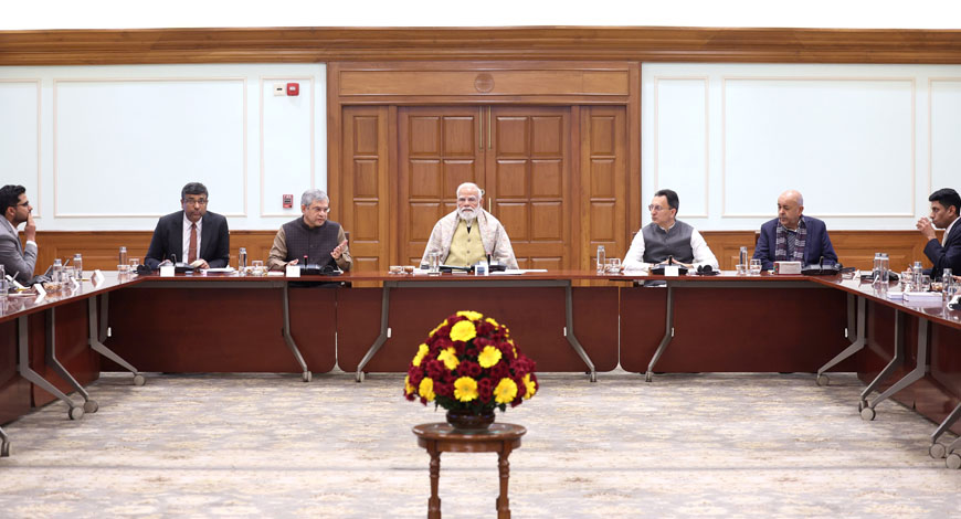 PM chairs Roundtable with startups; calls for promoting indigenous ...