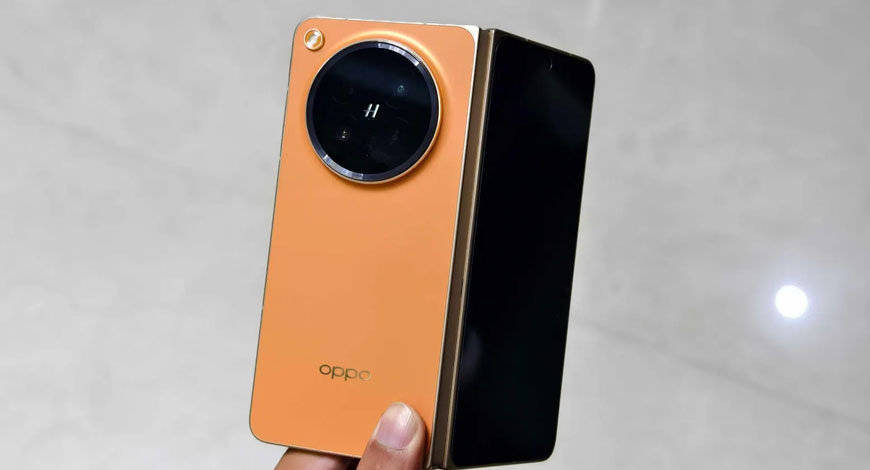 Oppo unveils world’s first crease-free foldable phone | Communications ...