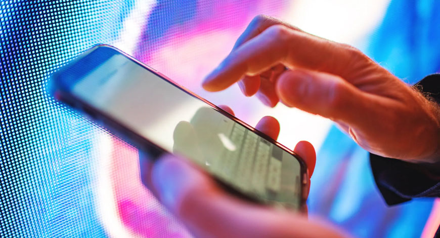Polarizer-less OLED shipments reaching 244M by 2032 | Communications Today