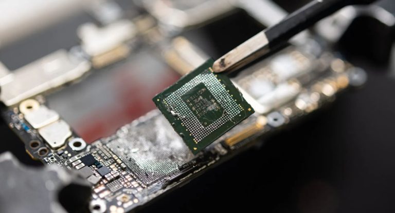 US industry groups warn AI boom is triggering memory chip shortage ...
